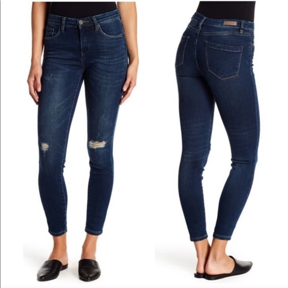 Blank NYC | Jeans | Blank Nyc Ripped Knee Skinny Jeans | Poshmark